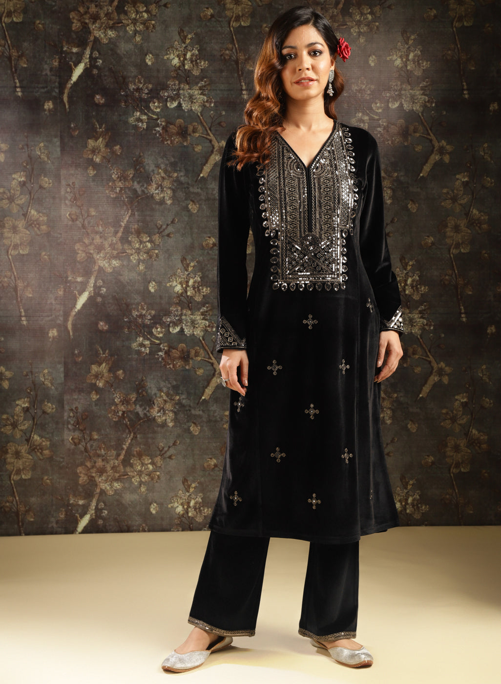 Black Embroidered Velvet Kurta Set for Women – Lakshita