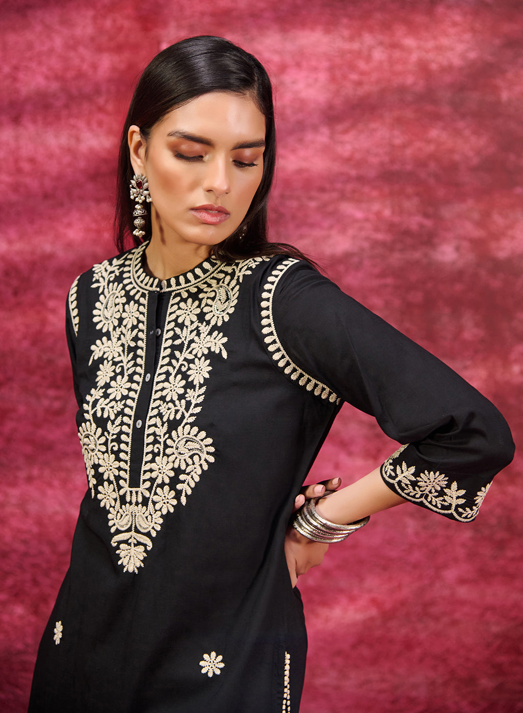 Saadgi Black Embroidered Cotton Linen Tunic for Women – Lakshita